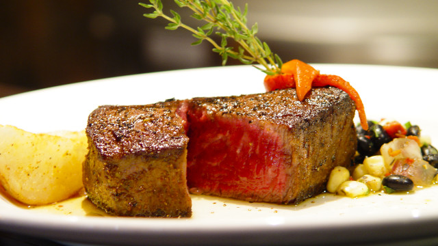 Carbon labels for restaurants could aid industry's sustainability push