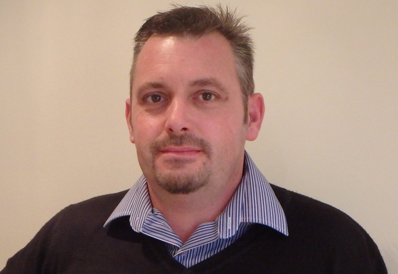 Pizza Hut plays it cool in the kitchen