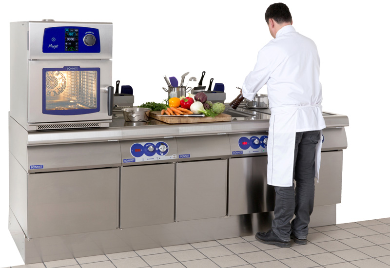 Bonnet Shaves a Range of Traditional Kitchen | Food Service Equipment