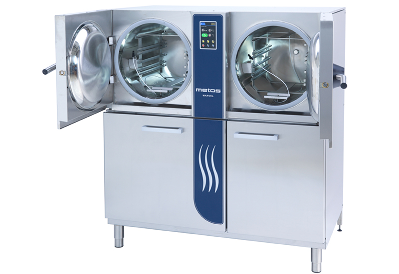 BGL Rieber marvels at new Metos cooking equipment