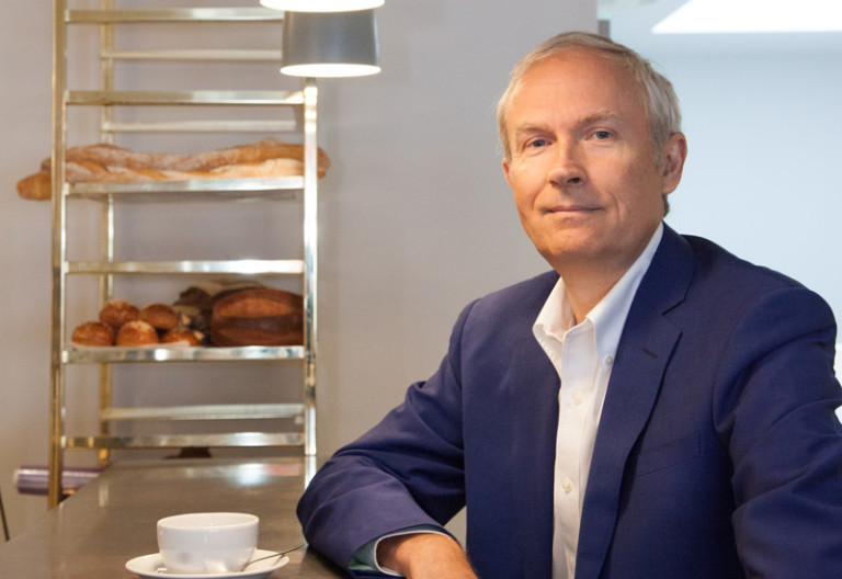 Britain not Deter Industry Legend to Invest in Restaurant Business