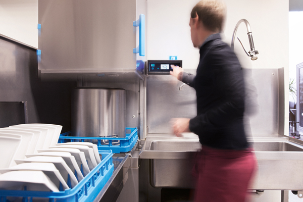 CHECKLIST: The key steps that will make your warewasher work harder for you