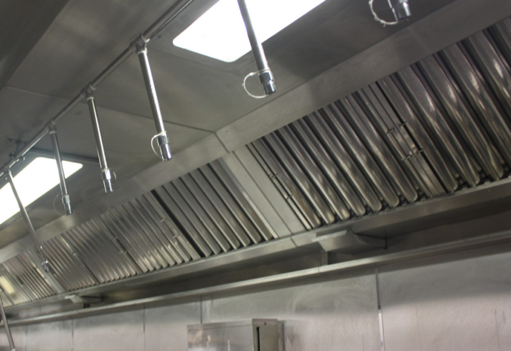 EXCLUSIVE: Patented catering tool stops more chefs falling into fryers