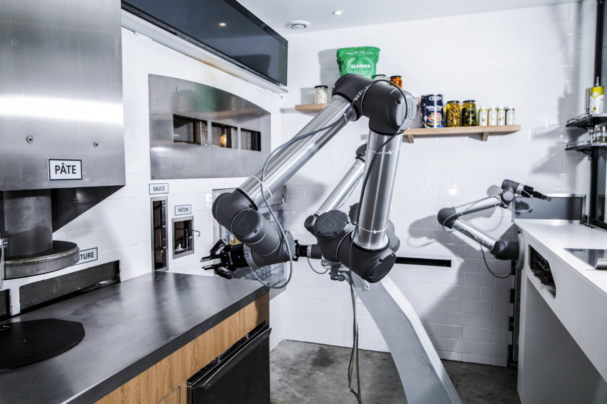 Robot pizza chef concept takes another step closer to commercial launch