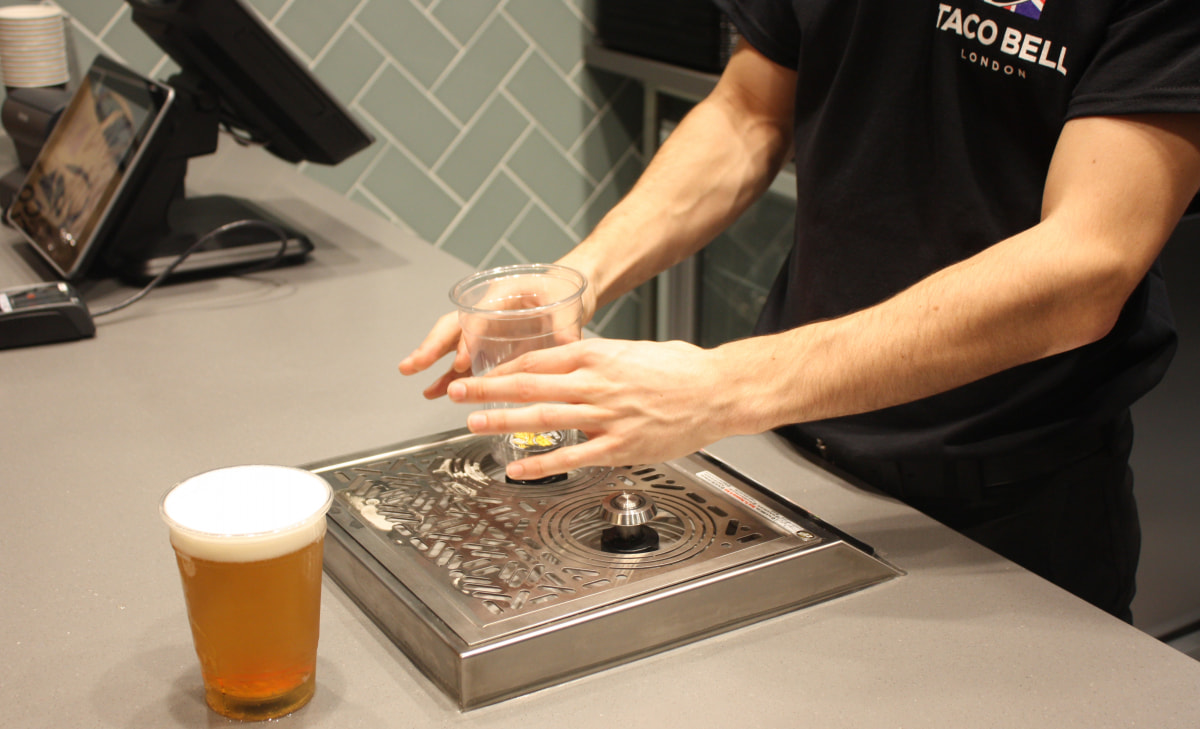 FEJ TV: Taco Bell installs ‘reverse’ beer dispenser at new stores