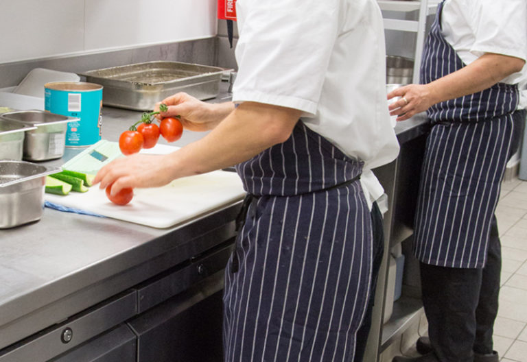 FSA at loggerheads with trade over on-site kitchen labelling advice