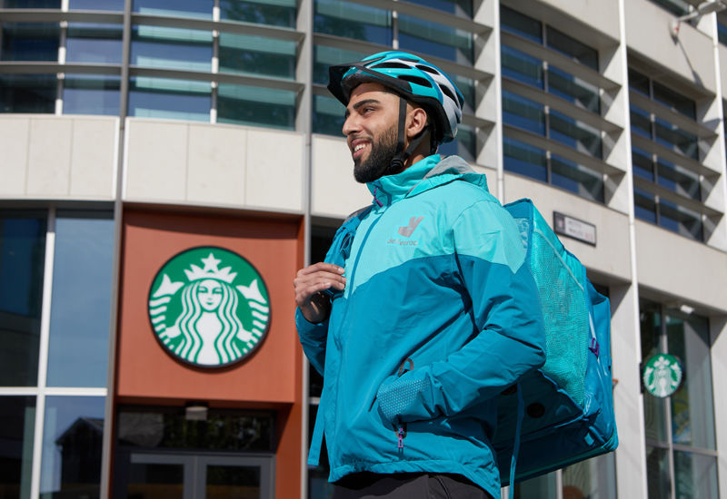 Starbucks steps up delivery push with 400-store agreement