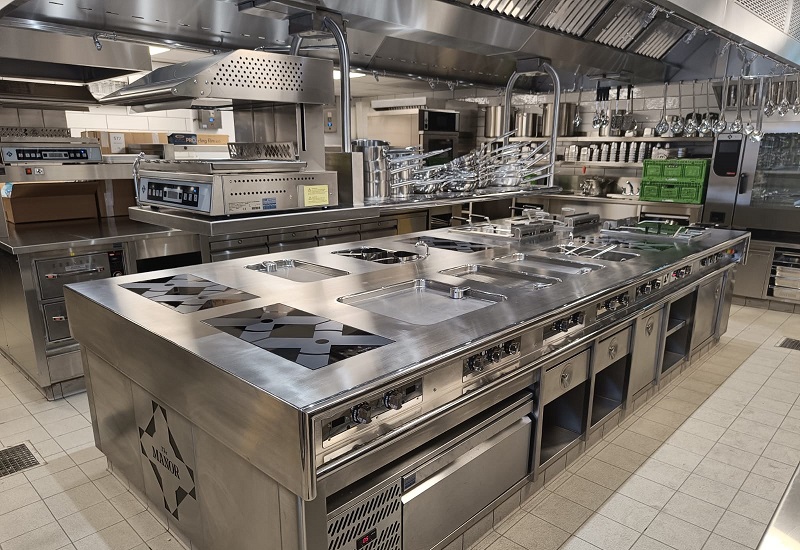 Nelson Hotels & Inns fits energy efficient kitchen at The Manor