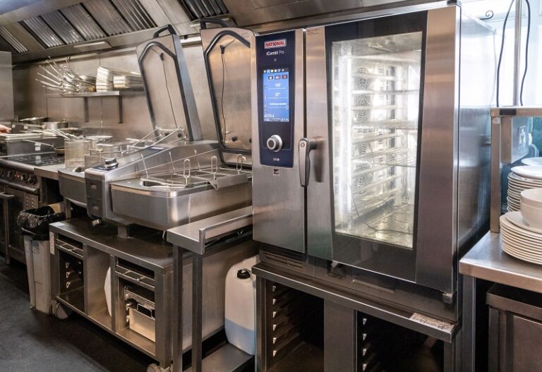 Oakman calls in kitchen cavalry with Rational’s premium service package