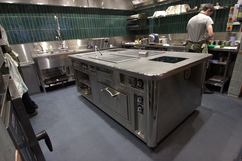 RH Morton kits out Cail Bruich kitchen with Athanor suite