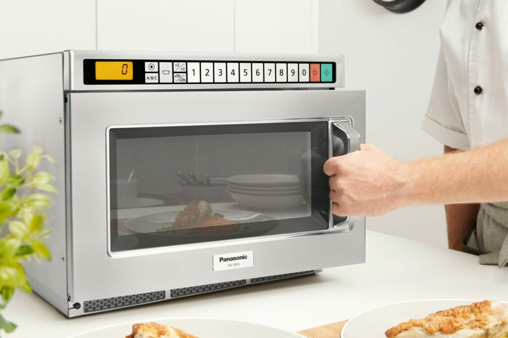 Commercial Kitchen swings open doors to trade professionals