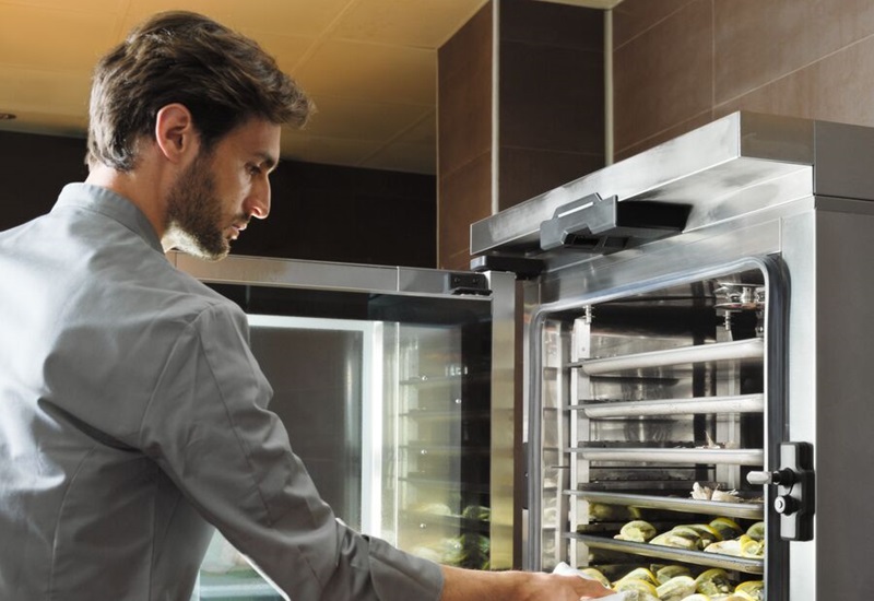 Unox launches AI-powered Optic.Cooking