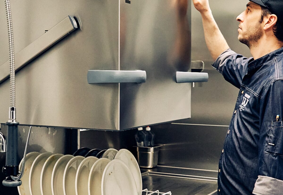 WINTERHALTER UK: A guide to connected warewashing