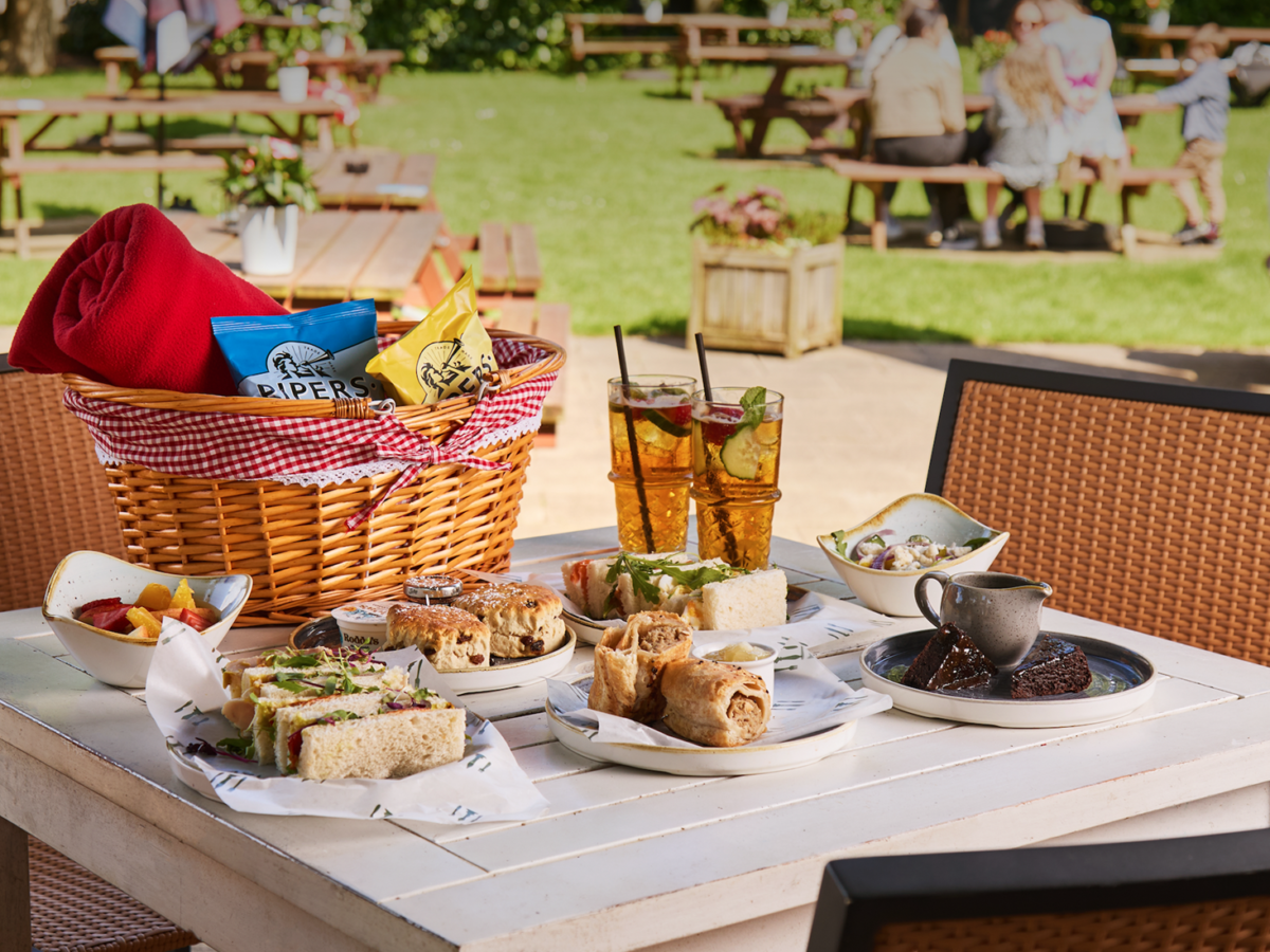 Stonegate Pub & Dining partners with Pimm's for picnic hampers