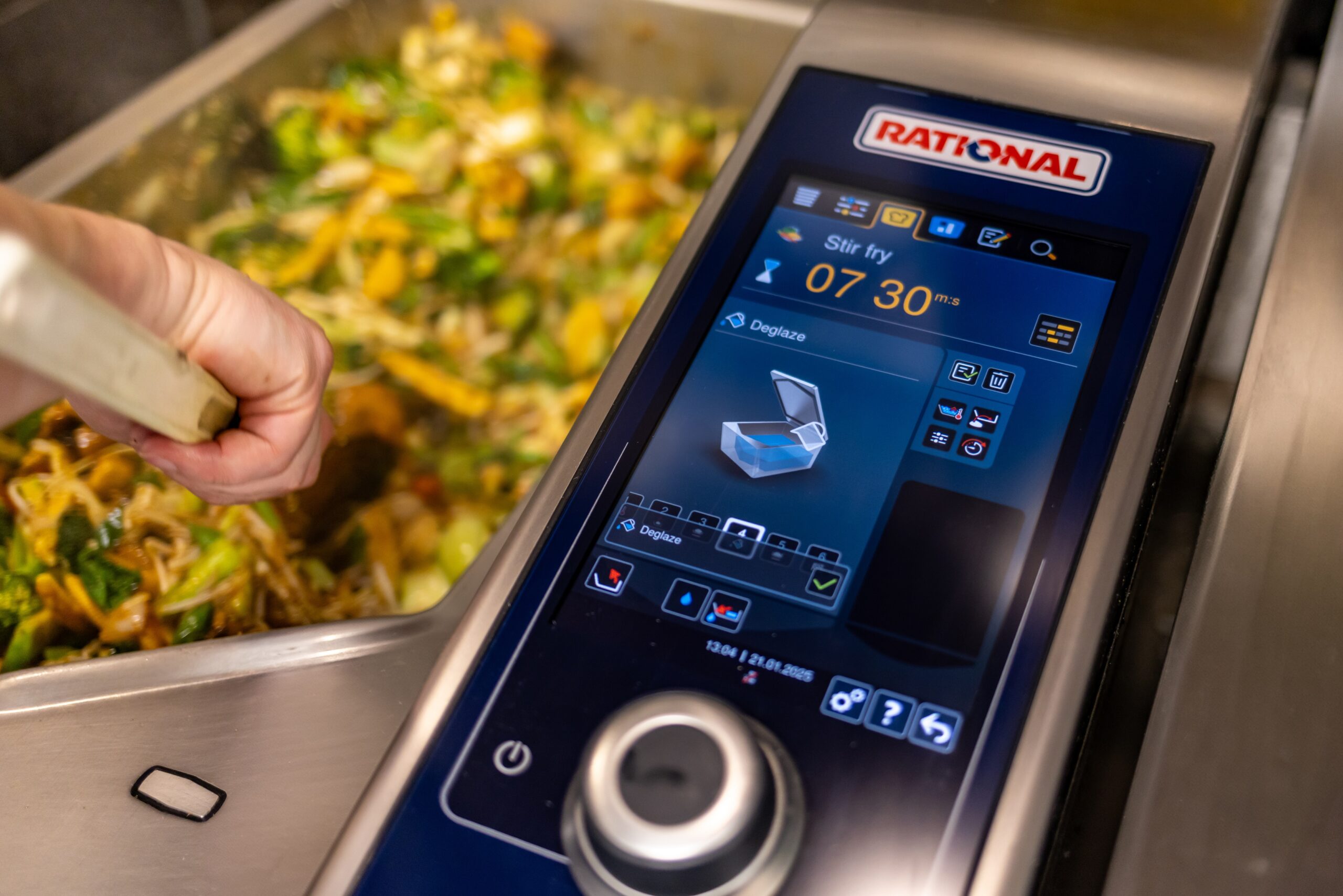 ADVERTORIAL: Revolutionising workplace catering - The power of Rational ...