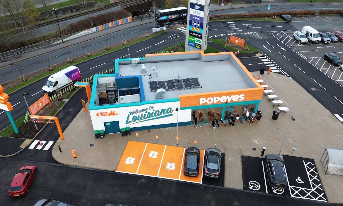 Popeyes Opens First West Midlands Drive Thru